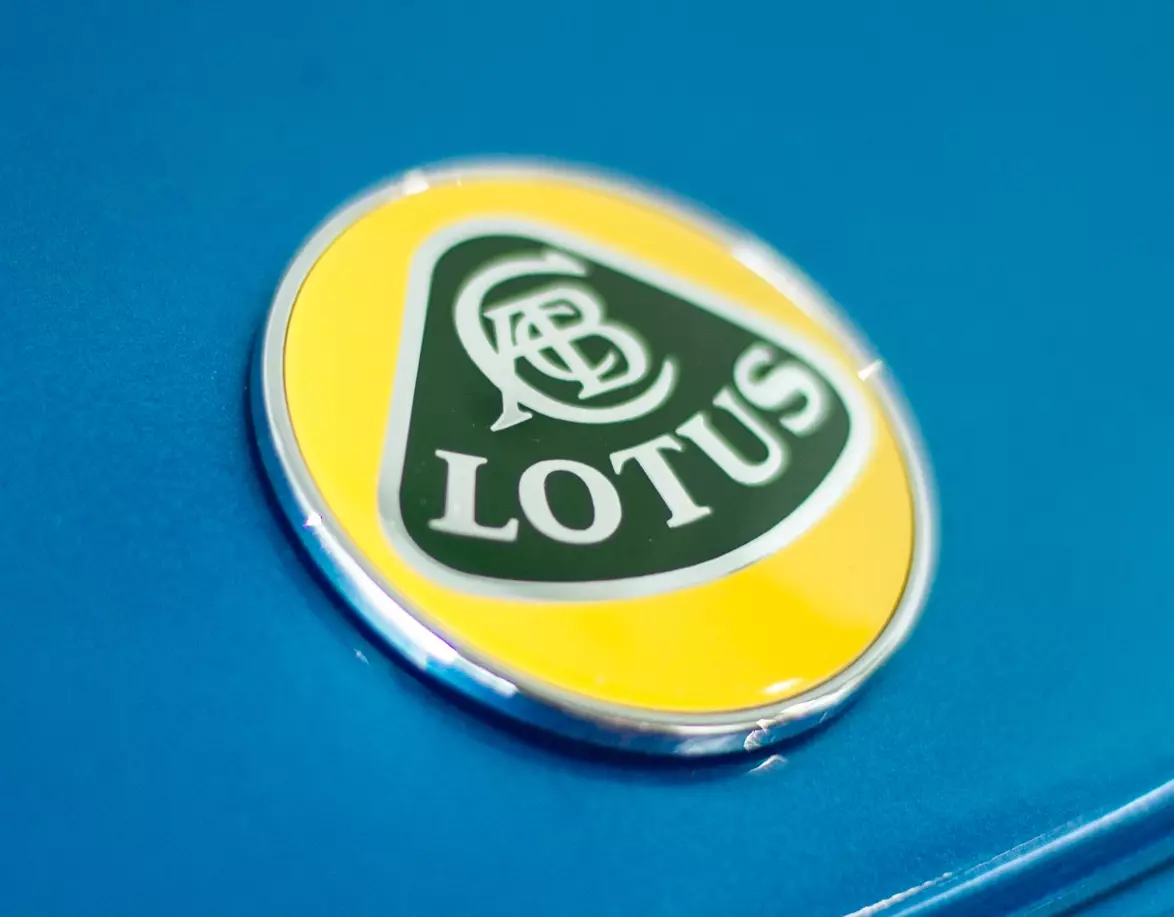 logo_lotos.jpg