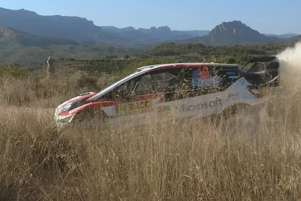 toyota_yaris_wrc_side.jpg