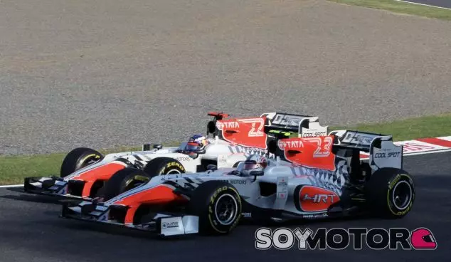 Luizzi le Ricciardo ka 2011 ka HRT le bib e ntle lepheong la shaka - SoyMotor.com