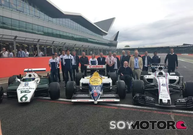 Williams comemora seu 40º aniversário em Silverstone