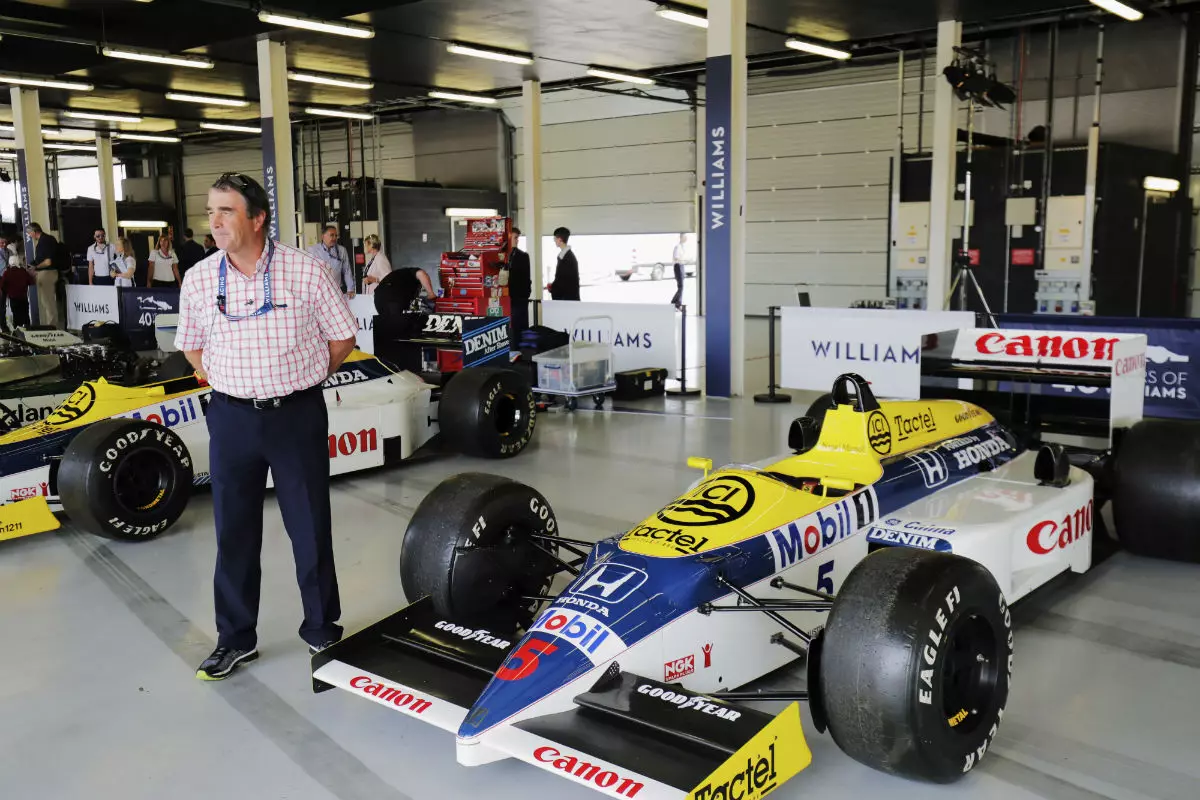 mansell-williams-fw11-sojamotor.jpg