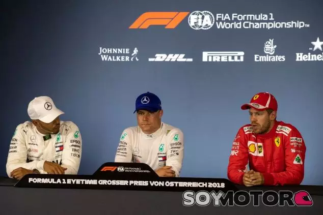 vasakult Vasakult paremale: Lewis Hamilton, Valtteri Bottas ja Sebastian Vettel – SoyMotor.com