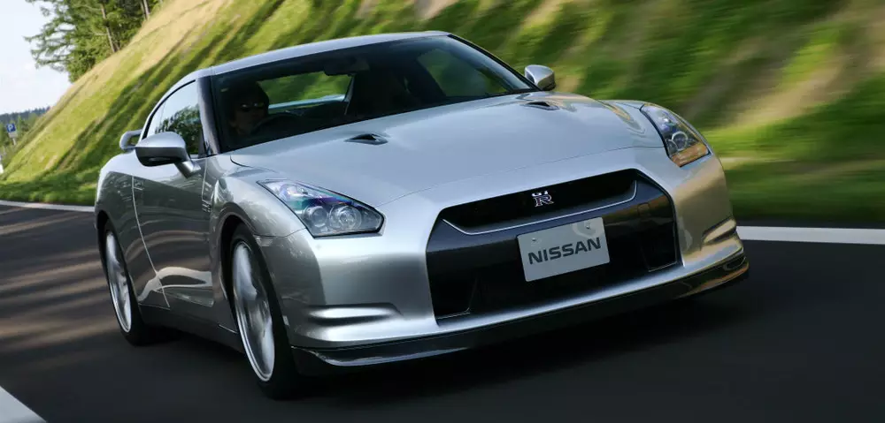 nissan_gt-r-2009.jpg