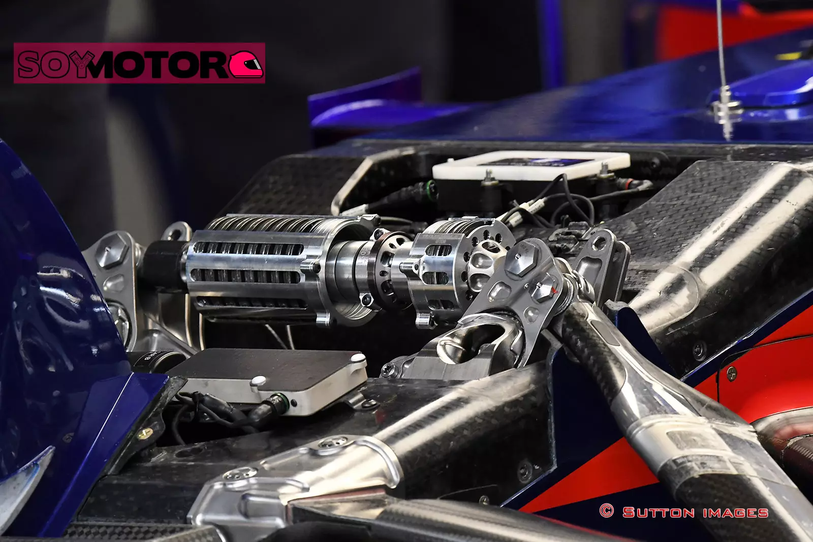 toro-rosso-kẹta-mọnamọna absorber.jpg