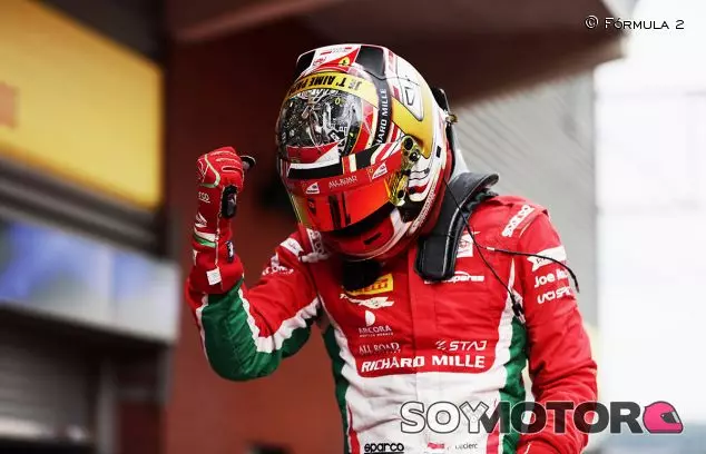 Leclerc gaña e é máis líder na Fórmula 2 - SoyMotor