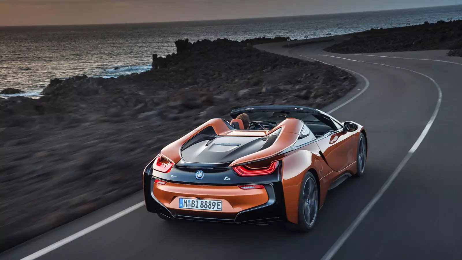 bmw_i8_r_2.jpg wb