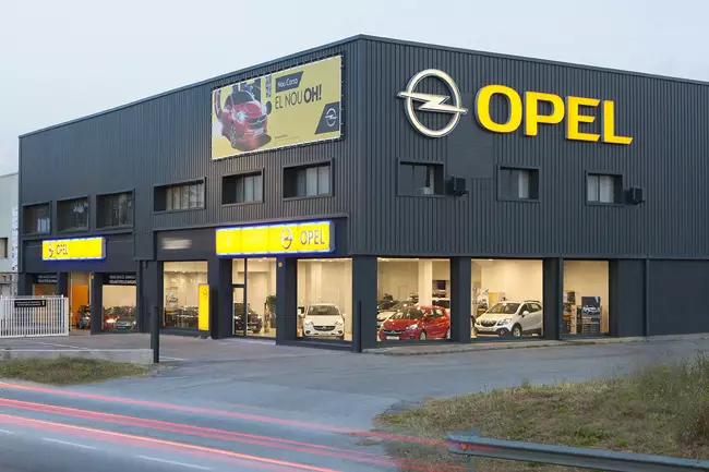 opel_dealership.jpg