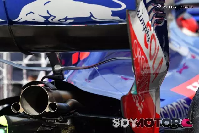 Honda එන්ජිම සහිත Toro Rosso හි පසුපස දර්ශනය