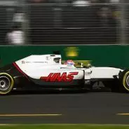 Romain Grosjean Haas F1 කණ්ඩායමේ පළමු GP - LaF1 හි හයවන ස්ථානයට පත්විය