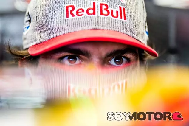 Carlos Sainz ໃນຮູບພາບເກັບ - SoyMotor