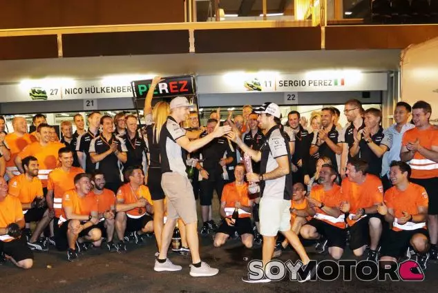 Nico Hülkenberg na Sergio Pérez washerehekea jukwaa la Mexico huko Baku - LaF1