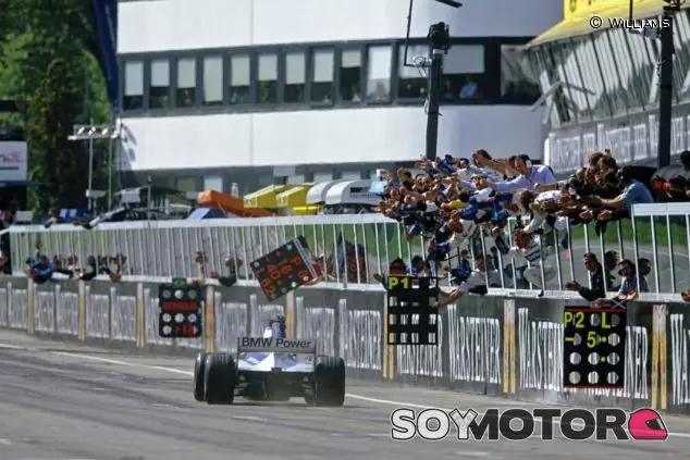 I-archive ang imahe ng Imola mula sa 2001 season - LaF1