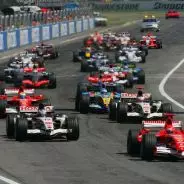 Archive duab ntawm qhov pib ntawm 2006 Imola Grand Prix - LaF1