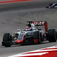 Grosjean aldonis alian punkton por Haas - LaF1