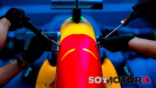 تفاصيل لعبة Red Bull RB12 - LaF1