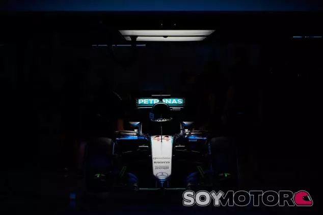 Mercedes non anunciará o seu novo piloto ata 2017