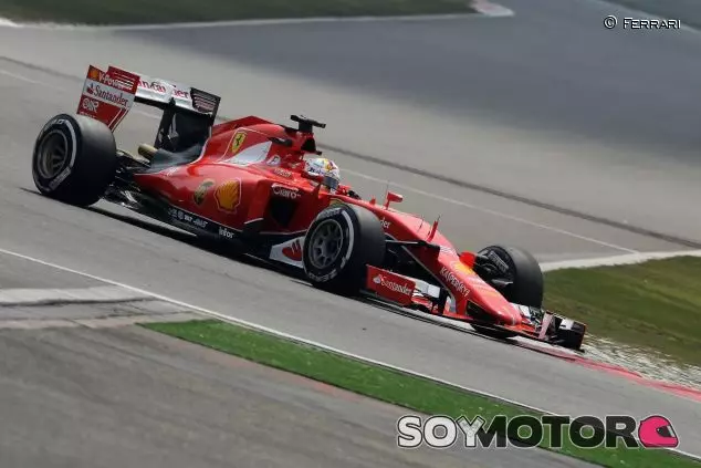 Vettel katika Ferrari SF15-T - LaF1.es