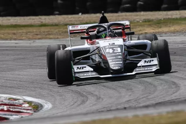 Brilla Colapinto: miglior 'esordiente' della Toyota Racing Series