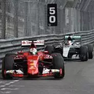 Dili gusto sa Ecclestone nga ang gahum sa Ferrari ug Mercedes makadaot sa Formula 1 - LaF1