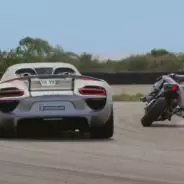 918 ஸ்பைடர் மற்றும் YZF-R1 - SoyMotor இடையே வளைவின் நடுவில் டூவல்