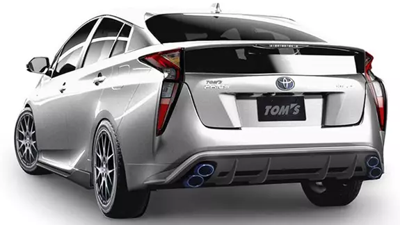 prius-toms-Racing-2-rear.jpg