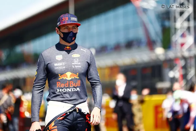 Verstappen, Silverstone හි ඔහුගේ අනතුරෙන් දිනකට පසුව තවමත් ටිකක් රිදෙයි