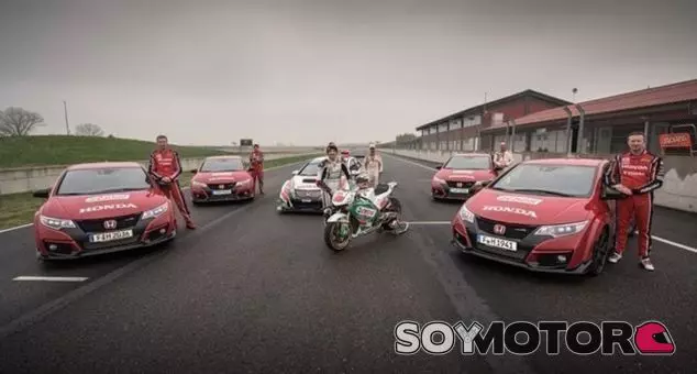 4 Civic Type R, MotoGP ndi WTCC. Kodi alipo amene amapereka zambiri? - SoyMotor