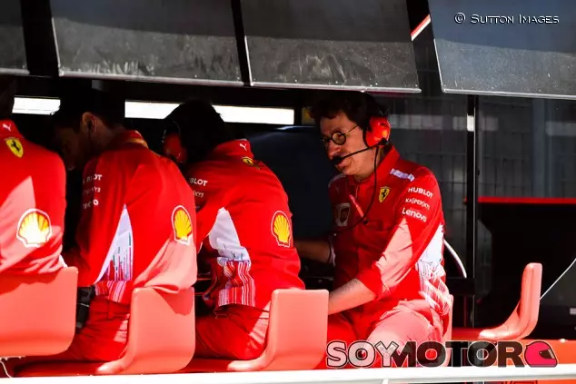 De Ferrari huet zouginn datt et vergiess huet dem Leclerc iwwer dem Vettel seng Strof ze soen