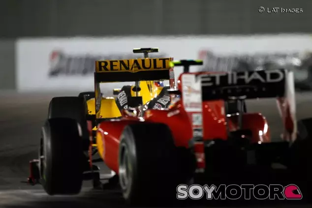 Abu Dhabi 2010 okanye ugqatso olwakhokelela Formula 1 ukwazisa DRS