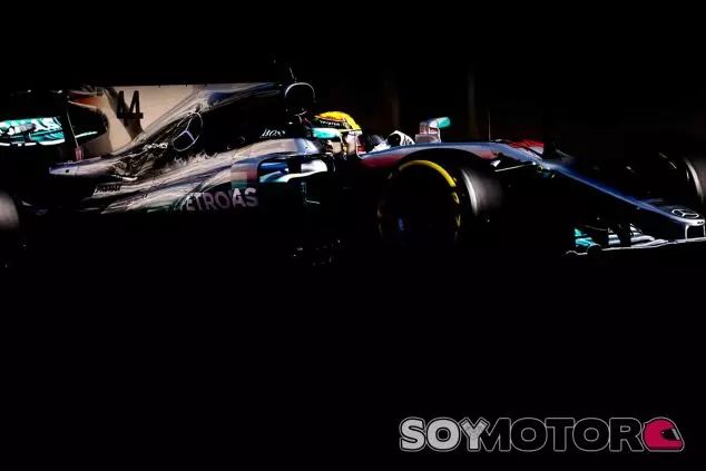 Lewis Hamilton w Azerbejdżanie - SoyMotor