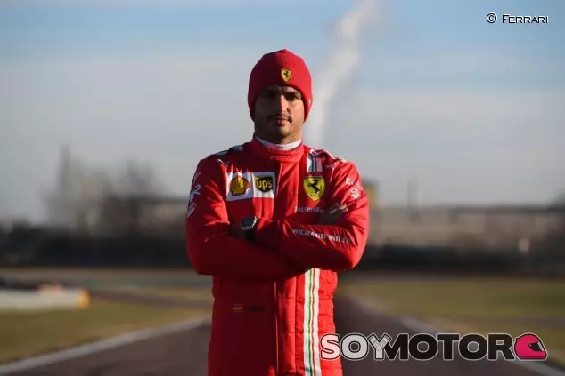 Sainz legt 550 kilometer af op laatste testdag met Pirelli