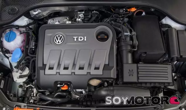 Volkswagen аллакай расман дар бораи мошинҳое, ки аз муҳаррикҳои қаллобӣ дар Испания зарар дидаанд, хабар дод - SoyMotor