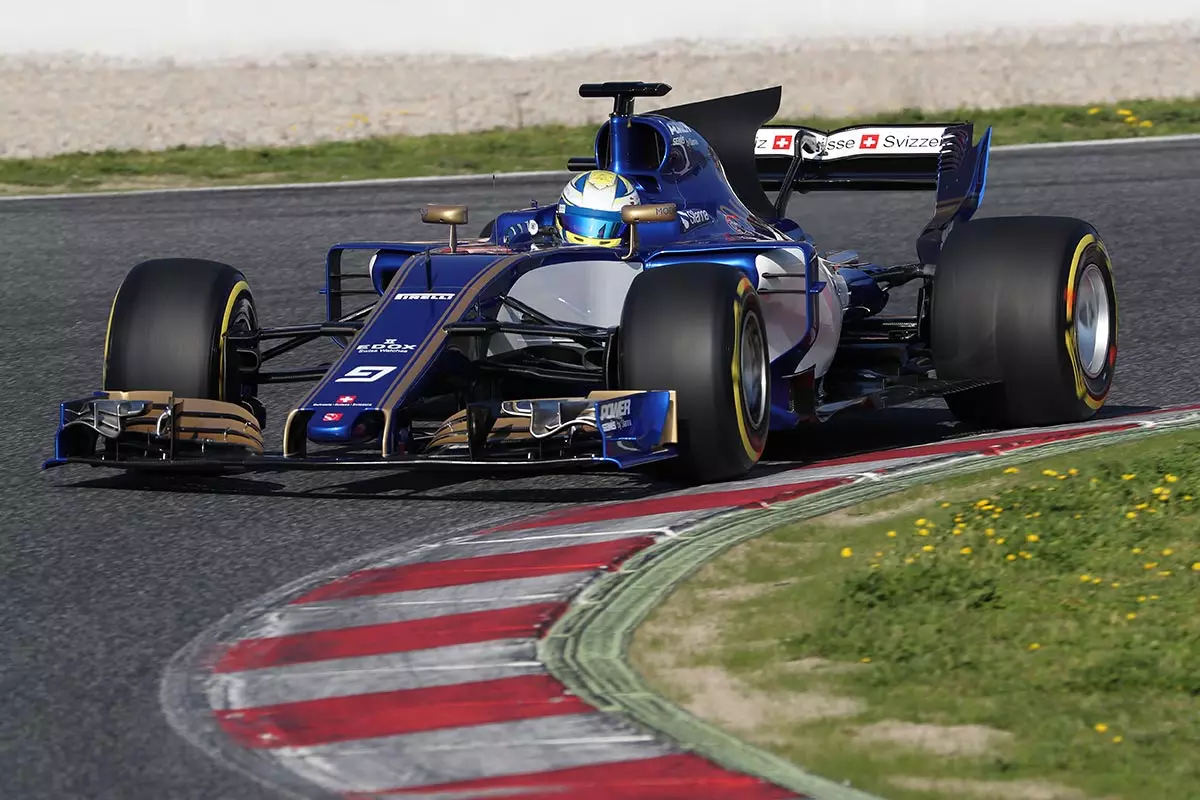 sauber-filming-day-c36-f1-4-soymotor.jpg