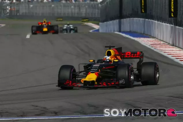 Red Bull by de Spaanske GP F1 2017: Foarbyld - SoyMotor