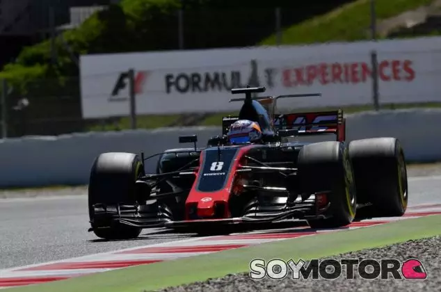 Romain Grosjean adamaliza nambala 10