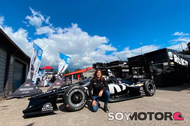 Tatiana Calderón को लागि IndyCar परीक्षण