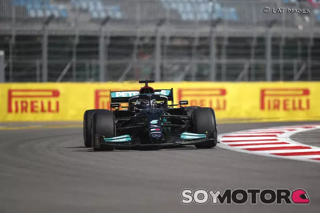 Hamilton dan Mercedes, sebelum peluang hebat