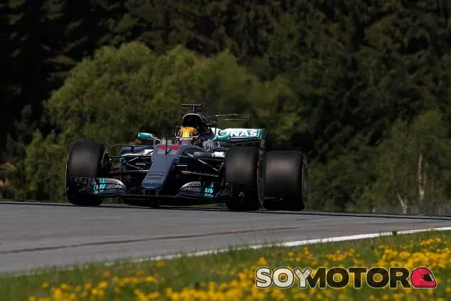Lewis Hamilton di Austria - SoyMotor