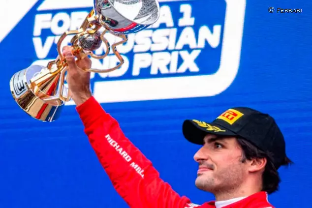 Carlos Sainz kwesịrị 10 na Sochi