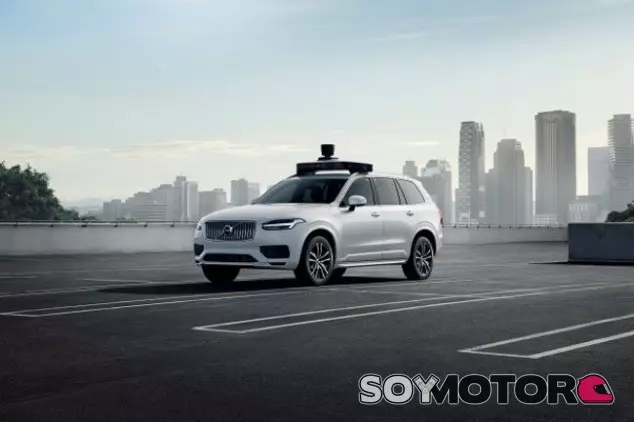 Volvo һәм Uber XC90 нигезендә автоном транспорт тәкъдим итә