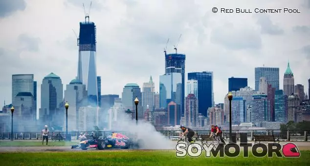 David Coulthard ved Liberty State Park, New Jersey - LaF1