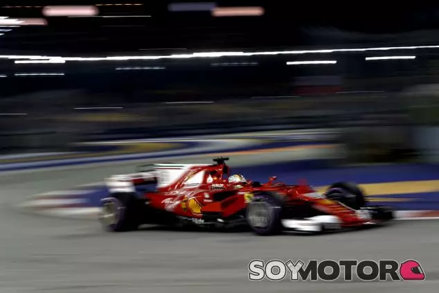 Vettel i Sigapoa