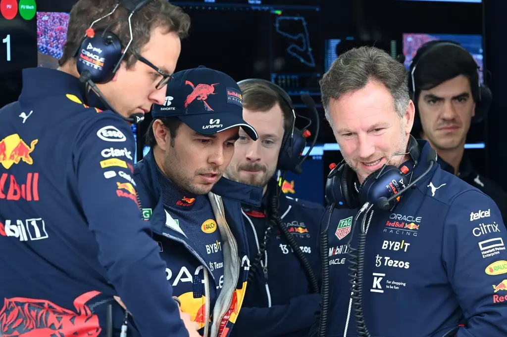 Horner i Red Bull chcą „ocalić szeregowca Pereza”