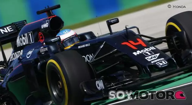 Alonso während eines Grand Prix in dieser Saison - SoyMotor