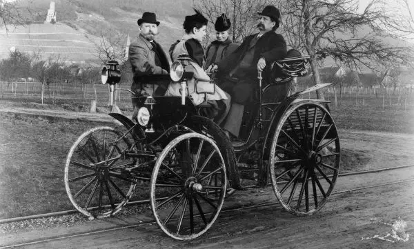 Pionnières féminines de l'automobile : Mercédès Jellinek et Bertha Benz 70372_2