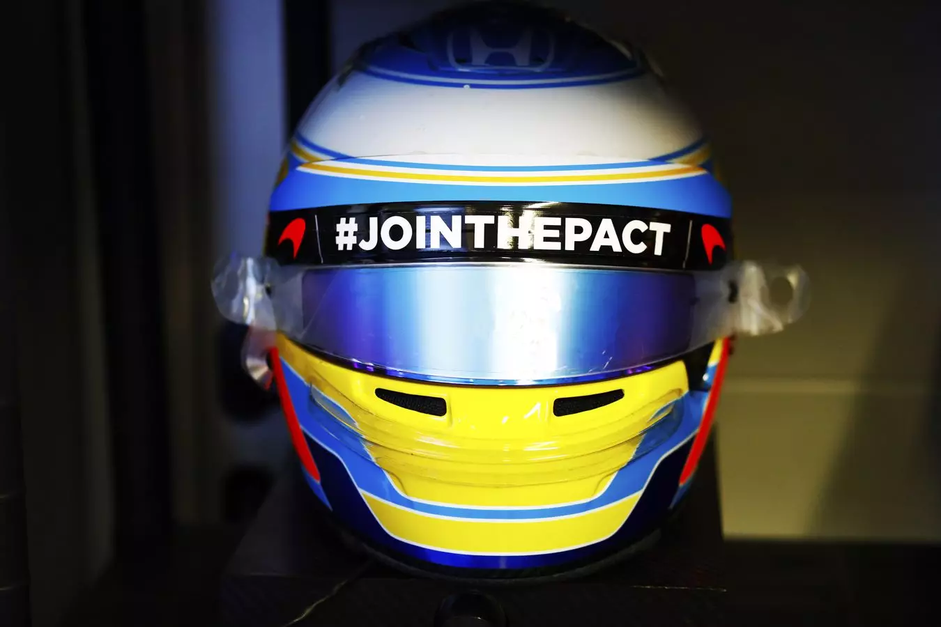 capacete-alonso-soymotor.jpg