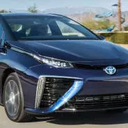 Toyota Mirai бол устөрөгчийн түлшний эсийн автомашинуудын нэг юм - SoyMotor