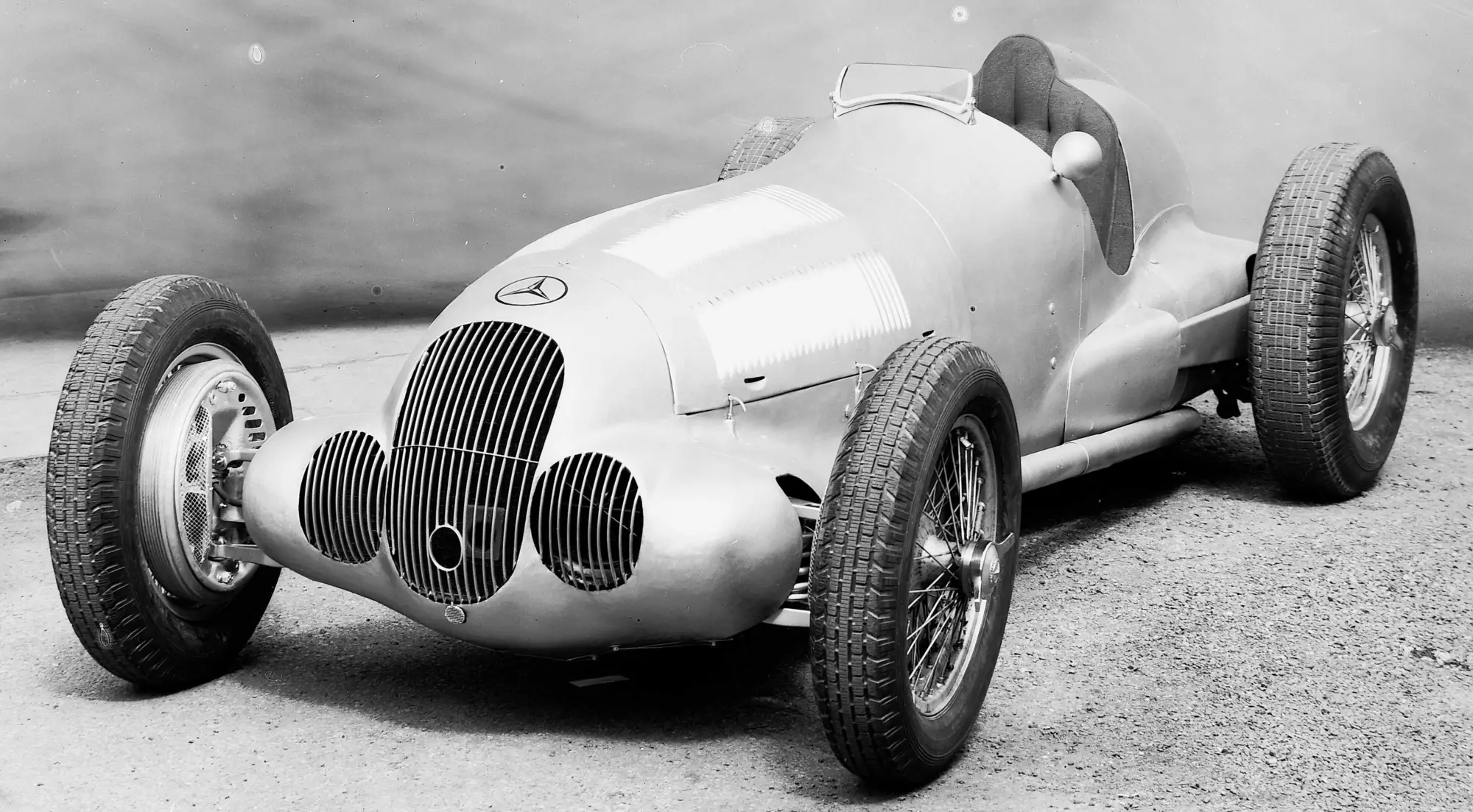 mercedes_w125_rudolf_caracciola_0.jpg