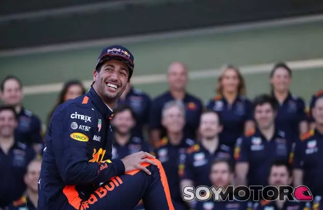 Daniel Ricciardo in Yas Marina