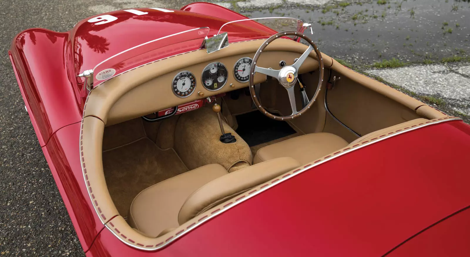 ferrari_166_m_interior.jpg